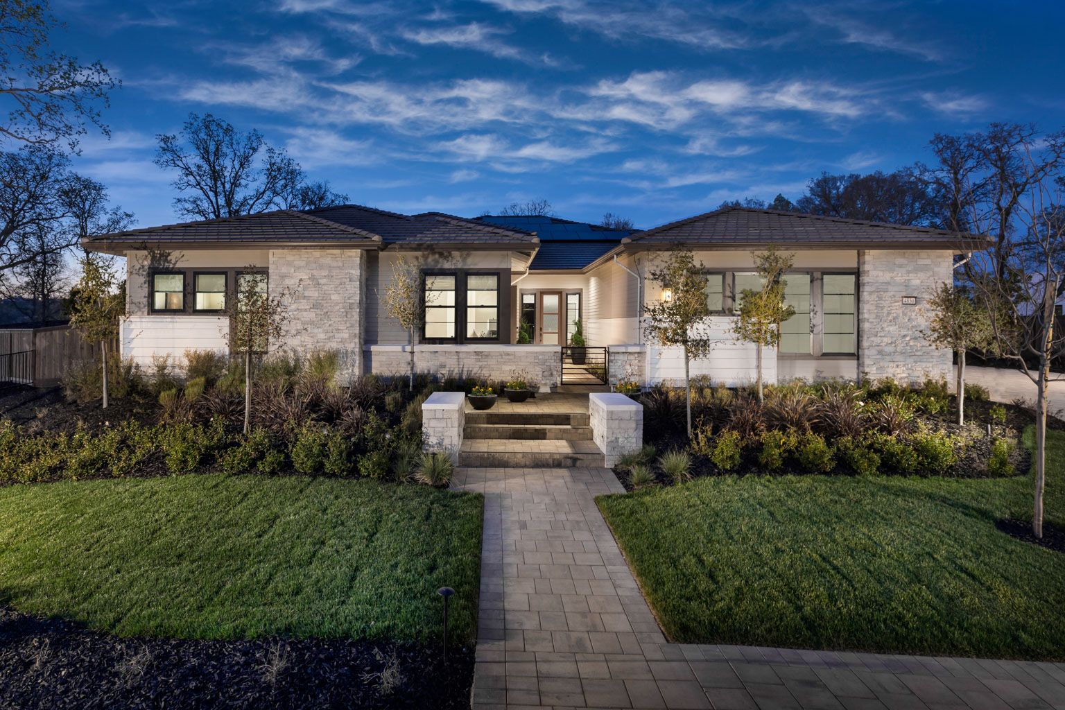 Residence Three | Tim Lewis